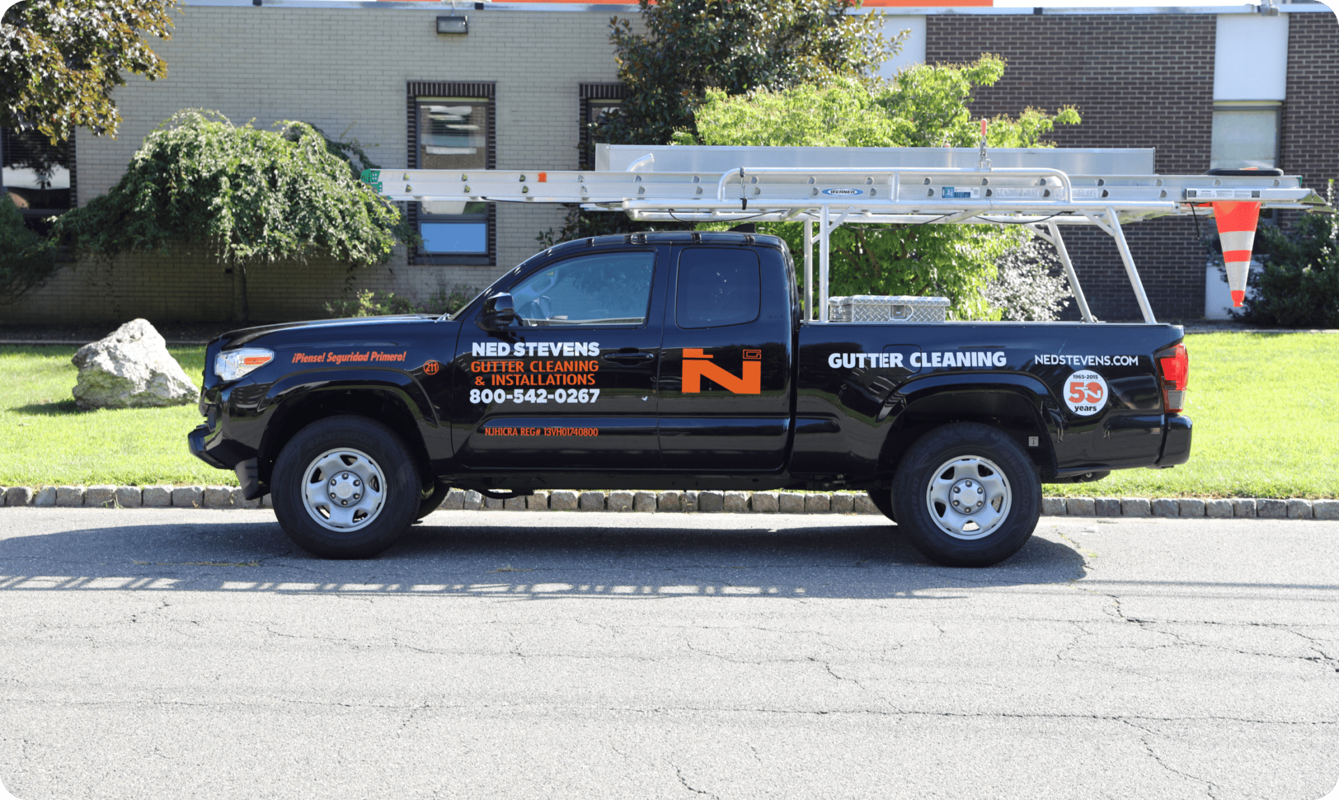 Clarksville, TN Gutter Cleaning, Installation, & Repair
